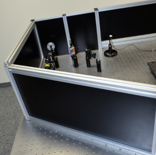 LaserVision levert modulair barrier systeem voor laserveiligheid